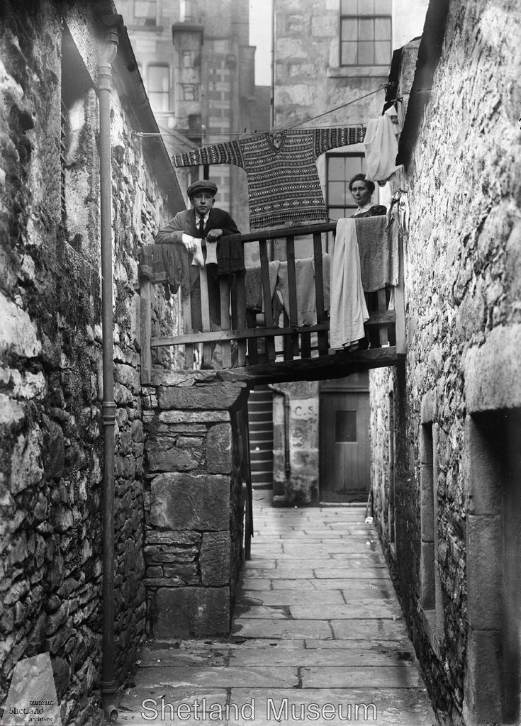 Old photos of Fair Isle sweaters – Put This On