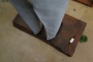 A Bespoke Tailor Explains How Trousers Should Fit – Put This On